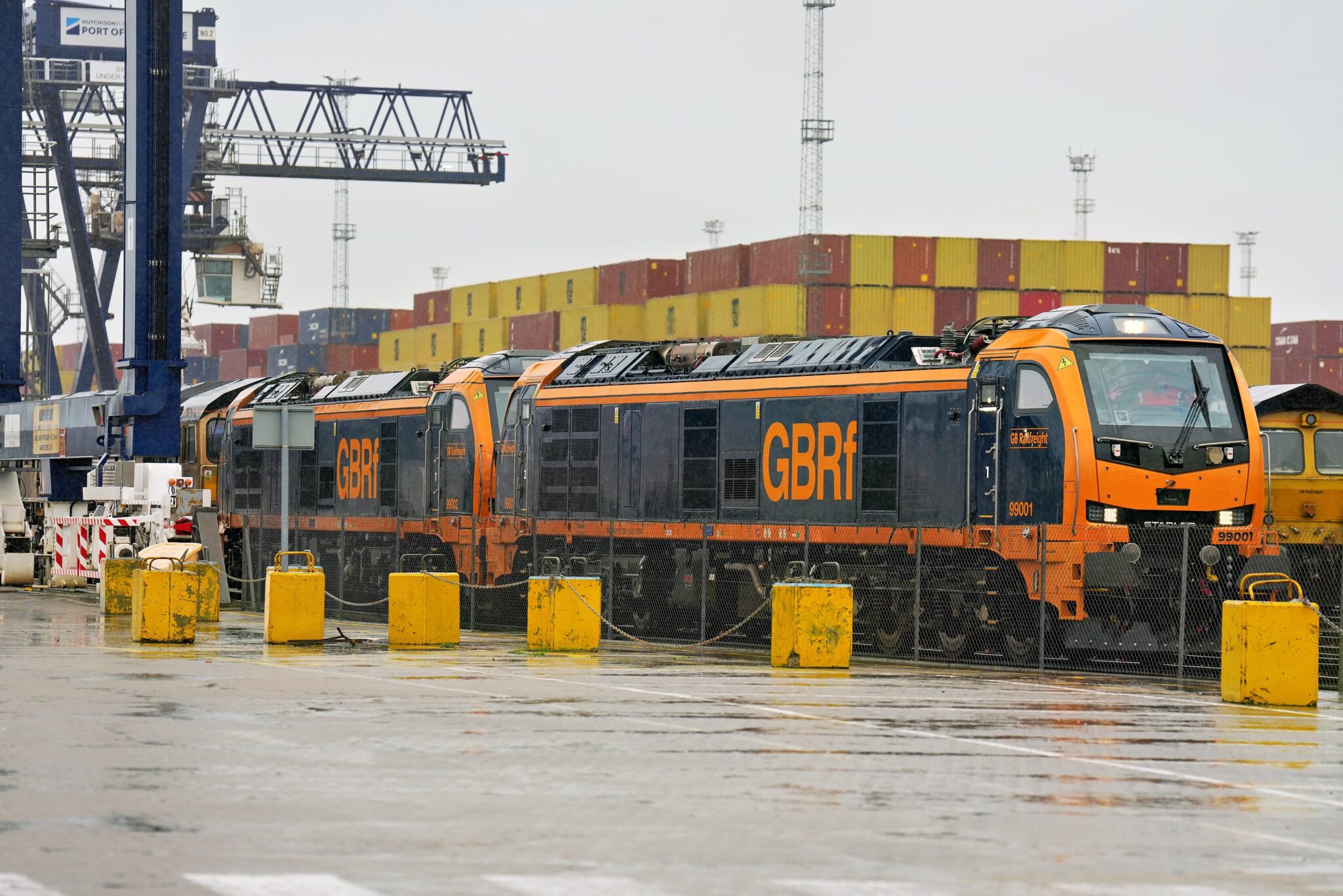 GBRf 99001 and 99002 Depart The Port of Felixstowe For The First Time ...